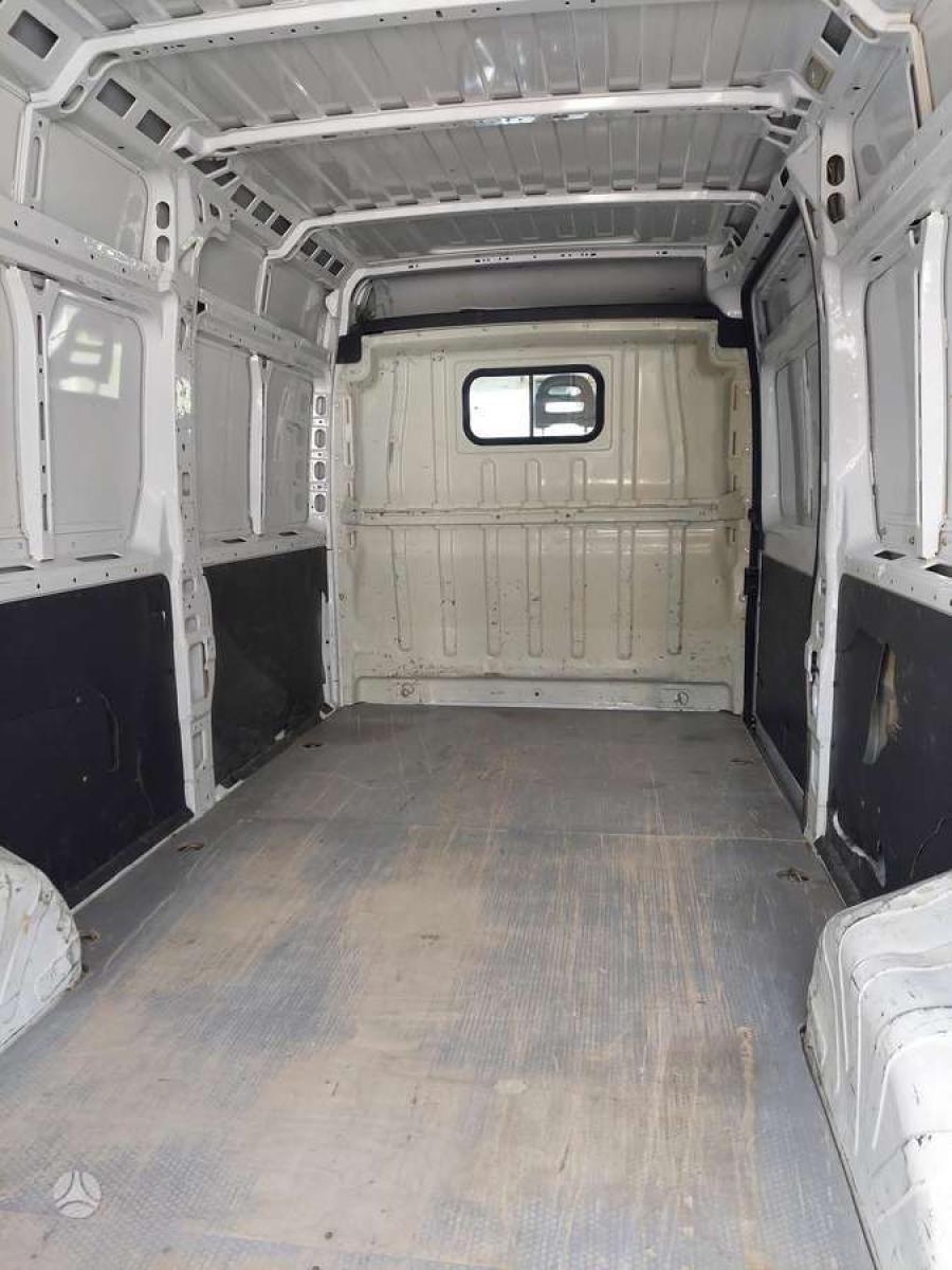 White Fiat Ducato 2020 in Kaunas, with an engine capacity of 2.29 L and mileage of 257 thousand km for 12705 €, photo 8 on AUTOMOTO.COM.LV