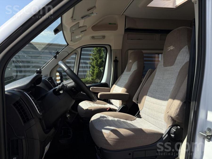 White Fiat Ducato 2023 in Riga, with an engine capacity of 2.20 L and mileage of 32 thousand km for 67500 €, photo 11 on AUTOMOTO.COM.LV