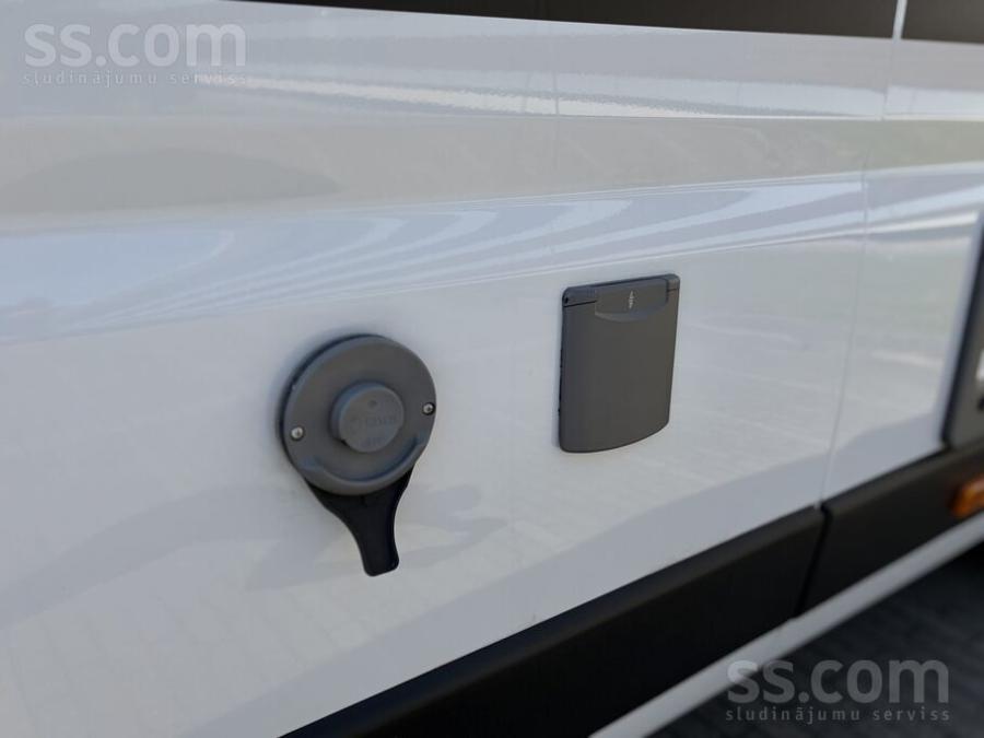 White Fiat Ducato 2023 in Riga, with an engine capacity of 2.20 L and mileage of 32 thousand km for 67500 €, photo 32 on AUTOMOTO.COM.LV