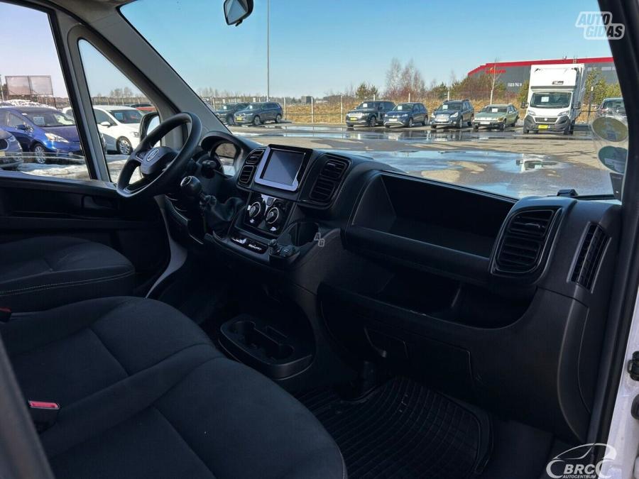 Balts Fiat Ducato 2022 Avižieniai, ar dzinēja tilpumu 2.20 L un nobraukumu 305 tūkst. km par 14900 €, foto 7 vietnē AUTOMOTO.COM.LV