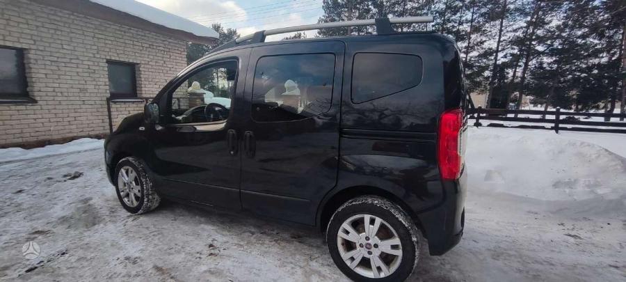 Black Fiat Fiorino 2012 in Klaipeda, with an engine capacity of 1.30 L and mileage of 270 thousand km for 2899 €, photo 6 on AUTOMOTO.COM.LV