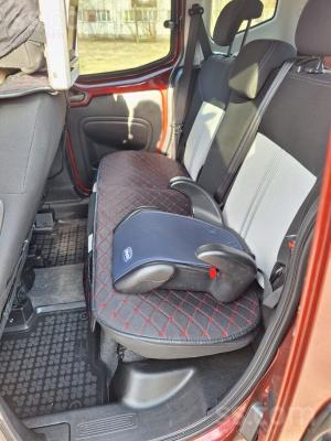 Red Fiat Fiorino 2016 in Riga, with an engine capacity of 1.30 L and mileage of 120 thousand km for 4750 €, photo 8 on AUTOMOTO.COM.LV