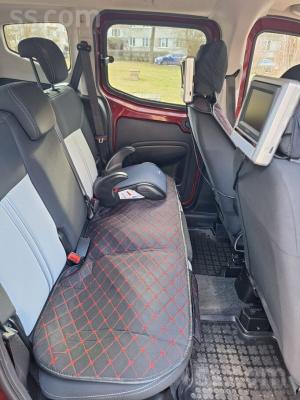 Red Fiat Fiorino 2016 in Riga, with an engine capacity of 1.30 L and mileage of 120 thousand km for 4750 €, photo 9 on AUTOMOTO.COM.LV