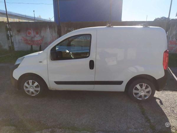 Balts Fiat Fiorino 2012 Viļņa, ar dzinēja tilpumu 1.30 L un nobraukumu 285 tūkst. km par 950 €, foto 2 vietnē AUTOMOTO.COM.LV