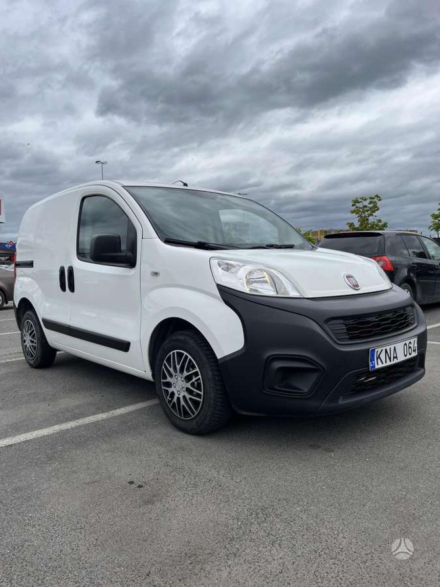 Balts Fiat Fiorino 2018 Viļņa, ar dzinēja tilpumu 1.37 L un nobraukumu 157 tūkst. km par 1950 €, foto 3 vietnē AUTOMOTO.COM.LV