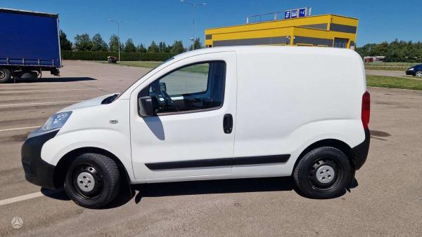 White Fiat Fiorino 2020 in Marijampole, with an engine capacity of 1.25 L and mileage of 210 thousand km for 4990 €, photo 3 on AUTOMOTO.COM.LV
