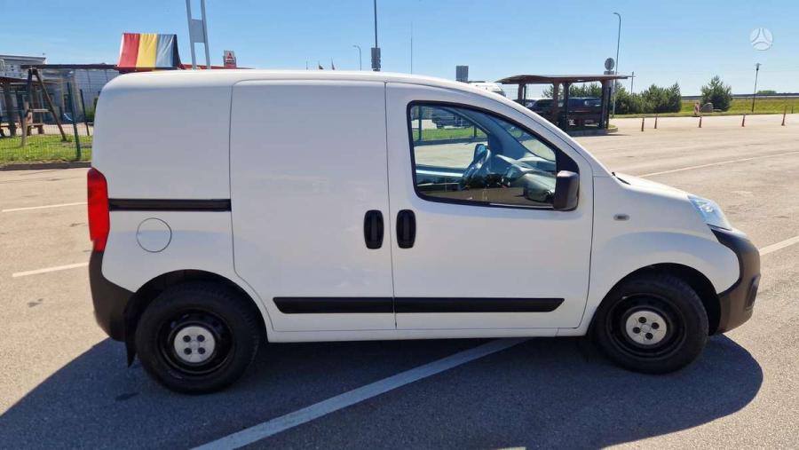 Balts Fiat Fiorino 2020 Marijampole, ar dzinēja tilpumu 1.25 L un nobraukumu 210 tūkst. km par 4990 €, foto 7 vietnē AUTOMOTO.COM.LV