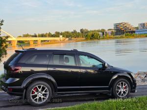 Black Fiat Freemont 2012 in Tallinn, with an engine capacity of 3.60 L and mileage of 226 thousand km for 5800 €, photo  on AUTOMOTO.COM.LV