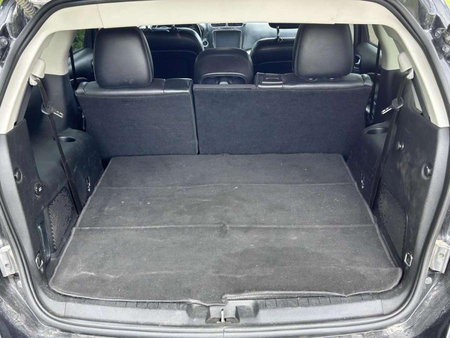 Melns Fiat Freemont 2012 Viļņa, ar dzinēja tilpumu 1.96 L un nobraukumu 196 tūkst. km par 4800 €, foto 5 vietnē AUTOMOTO.COM.LV