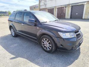 Black Fiat Freemont 2012 in Kelme, with an engine capacity of 2.00 L and mileage of 327 thousand km for 3200 €, photo 4 on AUTOMOTO.COM.LV