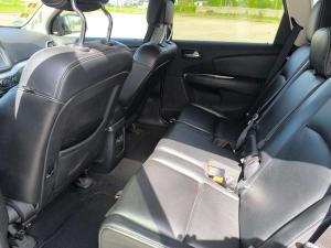 Black Fiat Freemont 2012 in Kelme, with an engine capacity of 2.00 L and mileage of 327 thousand km for 3200 €, photo 11 on AUTOMOTO.COM.LV