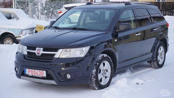 Melns Fiat Freemont 2013 Kvietiniai, ar dzinēja tilpumu 2.00 L un nobraukumu 322 tūkst. km par 4900 €, foto 1 vietnē AUTOMOTO.COM.LV