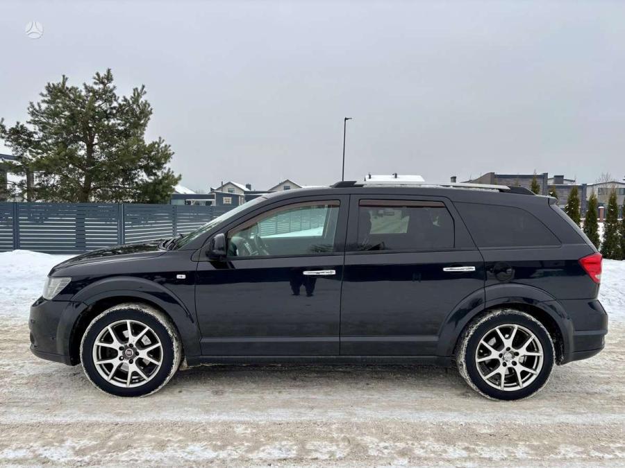 Melns Fiat Freemont 2013 Viļņa, ar dzinēja tilpumu 1.98 L un nobraukumu 340 tūkst. km par 4700 €, foto 2 vietnē AUTOMOTO.COM.LV