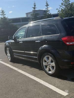 Melns Fiat Freemont 2013 Radviliškis, ar dzinēja tilpumu 1.96 L un nobraukumu 222 tūkst. km par 3850 €, foto 4 vietnē AUTOMOTO.COM.LV