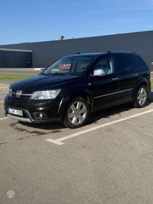 Melns Fiat Freemont 2013 Radviliškis, ar dzinēja tilpumu 1.96 L un nobraukumu 222 tūkst. km par 3850 €, foto 7 vietnē AUTOMOTO.COM.LV