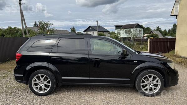 Melns Fiat Freemont 2013 Rēzekne, ar dzinēja tilpumu 2.00 L un nobraukumu 262 tūkst. km par 3950 €, foto 5 vietnē AUTOMOTO.COM.LV