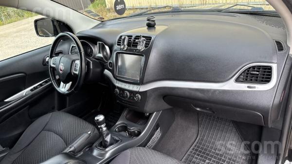 Melns Fiat Freemont 2013 Rēzekne, ar dzinēja tilpumu 2.00 L un nobraukumu 262 tūkst. km par 3950 €, foto 10 vietnē AUTOMOTO.COM.LV