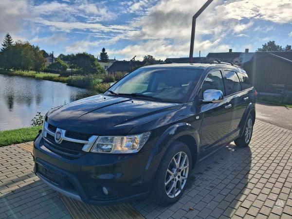 Melns Fiat Freemont 2014 Raseiniai, ar dzinēja tilpumu 1.96 L un nobraukumu 189 tūkst. km par 3800 €, foto 11 vietnē AUTOMOTO.COM.LV