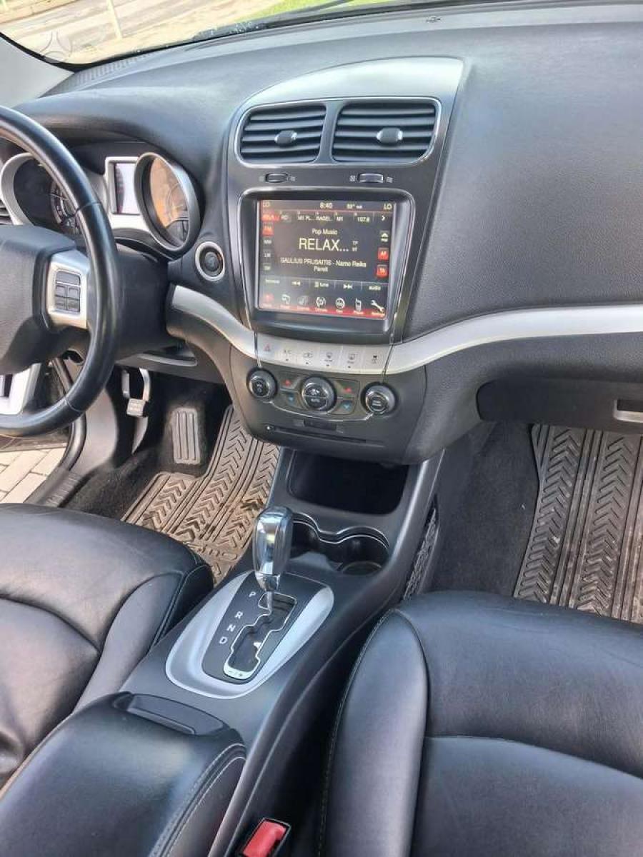 Melns Fiat Freemont 2014 Raseiniai, ar dzinēja tilpumu 1.96 L un nobraukumu 189 tūkst. km par 3800 €, foto 15 vietnē AUTOMOTO.COM.LV