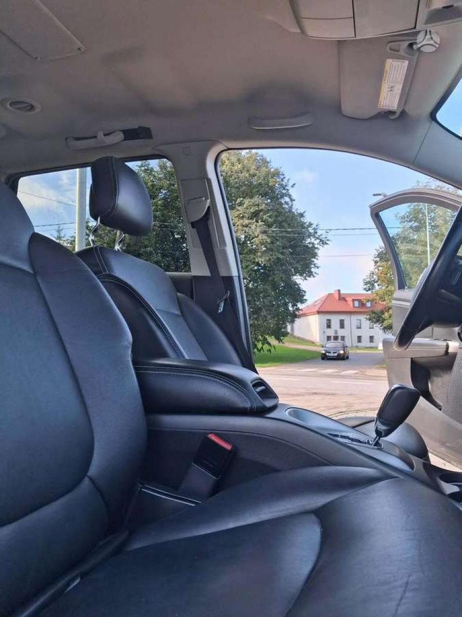 Melns Fiat Freemont 2014 Raseiniai, ar dzinēja tilpumu 1.96 L un nobraukumu 189 tūkst. km par 3800 €, foto 18 vietnē AUTOMOTO.COM.LV