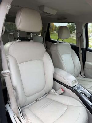 Melns Fiat Freemont 2014 Viļņa, ar dzinēja tilpumu 1.96 L un nobraukumu 227 tūkst. km par 3900 €, foto 10 vietnē AUTOMOTO.COM.LV