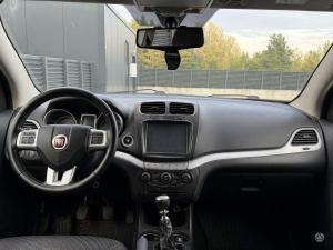 Black Fiat Freemont 2015 in Vilnius, with an engine capacity of 2.00 L and mileage of 220 thousand km for 2700 €, photo 7 on AUTOMOTO.COM.LV