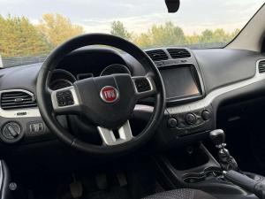 Black Fiat Freemont 2015 in Vilnius, with an engine capacity of 2.00 L and mileage of 220 thousand km for 2700 €, photo 8 on AUTOMOTO.COM.LV