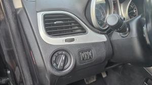Melns Fiat Freemont 2012 Rīga, ar dzinēja tilpumu 2.00 L un nobraukumu 253 tūkst. km par 7950 €, foto 12 vietnē AUTOMOTO.COM.LV
