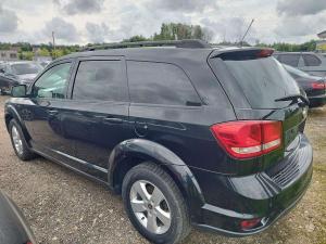 Melns Fiat Freemont 2012 Utena, ar dzinēja tilpumu 2.00 L un nobraukumu 278 tūkst. km par 3700 €, foto 7 vietnē AUTOMOTO.COM.LV