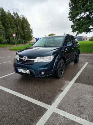 Zils Fiat Freemont 2013 Talsi, ar dzinēja tilpumu 2.00 L un nobraukumu 210 tūkst. km par 5500 €, foto 6 vietnē AUTOMOTO.COM.LV
