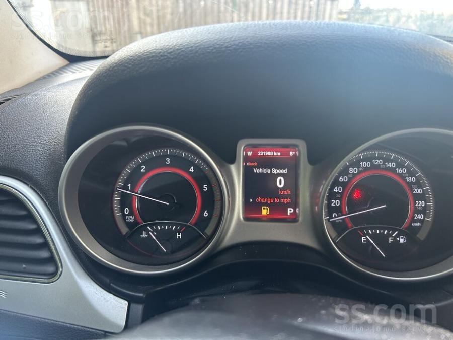 Blue Fiat Freemont 2013 in Dobele, with an engine capacity of 2.00 L and mileage of 232 thousand km for 3850 €, photo 7 on AUTOMOTO.COM.LV