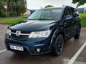 Blue Fiat Freemont 2013 in Talsi, with an engine capacity of 2.00 L and mileage of 212 thousand km for 3950 €, photo 3 on AUTOMOTO.COM.LV