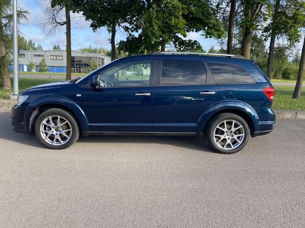 Zils Fiat Freemont 2013 Panevēža, ar dzinēja tilpumu 1.96 L un nobraukumu 270 tūkst. km par 4300 €, foto 5 vietnē AUTOMOTO.COM.LV
