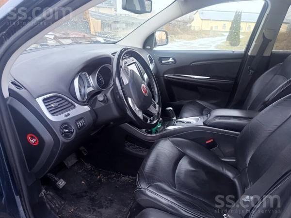 Zils Fiat Freemont 2013 Rīga, ar dzinēja tilpumu 2.00 L un nobraukumu 148 tūkst. km par 4500 €, foto 6 vietnē AUTOMOTO.COM.LV