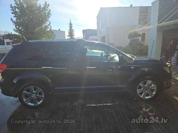 Zils Fiat Freemont 2013 Tartu, ar dzinēja tilpumu 2.00 L un nobraukumu 206 tūkst. km par 6950 €, foto 3 vietnē AUTOMOTO.COM.LV