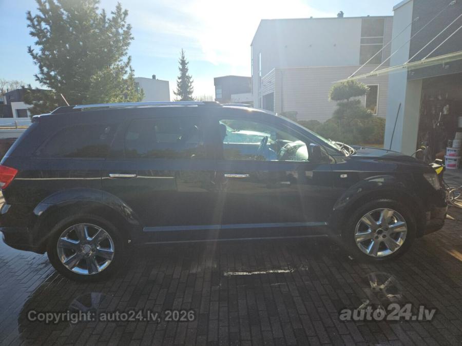 Zils Fiat Freemont 2013 Tartu, ar dzinēja tilpumu 2.00 L un nobraukumu 206 tūkst. km par 6950 €, foto 3 vietnē AUTOMOTO.COM.LV