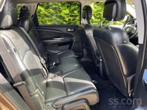 Brūns Fiat Freemont 2013 Rīga, ar dzinēja tilpumu 2.00 L un nobraukumu 0 tūkst. km par 5900 €, foto 9 vietnē AUTOMOTO.COM.LV