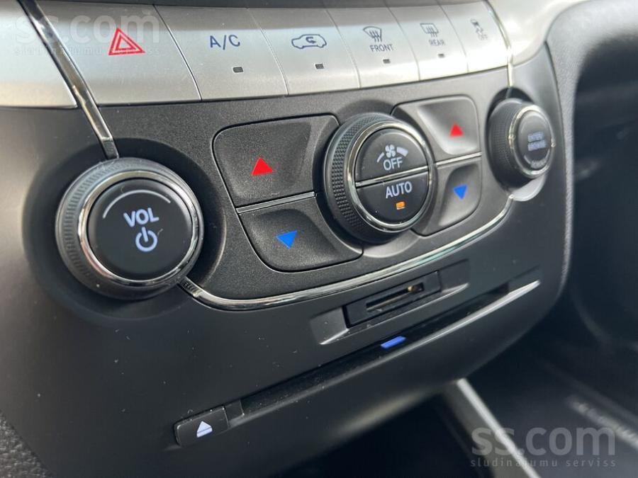 Brūns Fiat Freemont 2013 Rīga, ar dzinēja tilpumu 2.00 L un nobraukumu 0 tūkst. km par 5900 €, foto 21 vietnē AUTOMOTO.COM.LV