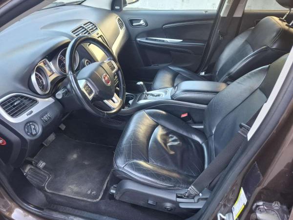 Brūns Fiat Freemont 2013 Viļņa, ar dzinēja tilpumu 1.96 L un nobraukumu 272 tūkst. km par 4100 €, foto 9 vietnē AUTOMOTO.COM.LV