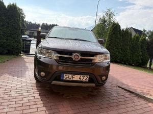 Brown Fiat Freemont 2013 in Vilnius, with an engine capacity of 1.96 L and mileage of 209 thousand km for 5500 €, photo 4 on AUTOMOTO.COM.LV