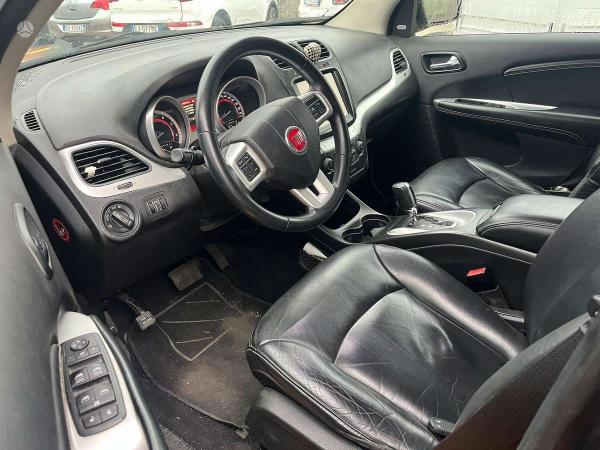 Brūns Fiat Freemont 2014 Kauņa, ar dzinēja tilpumu 2.00 L un nobraukumu 207 tūkst. km par 5850 €, foto 7 vietnē AUTOMOTO.COM.LV