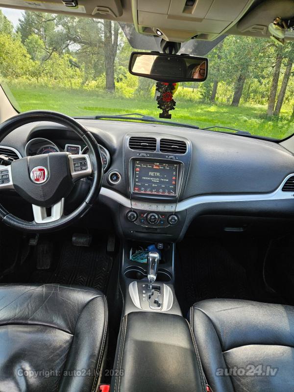 Brown Fiat Freemont 2012 in Paide, with an engine capacity of 2.00 L and mileage of 262 thousand km for 4990 €, photo 7 on AUTOMOTO.COM.LV
