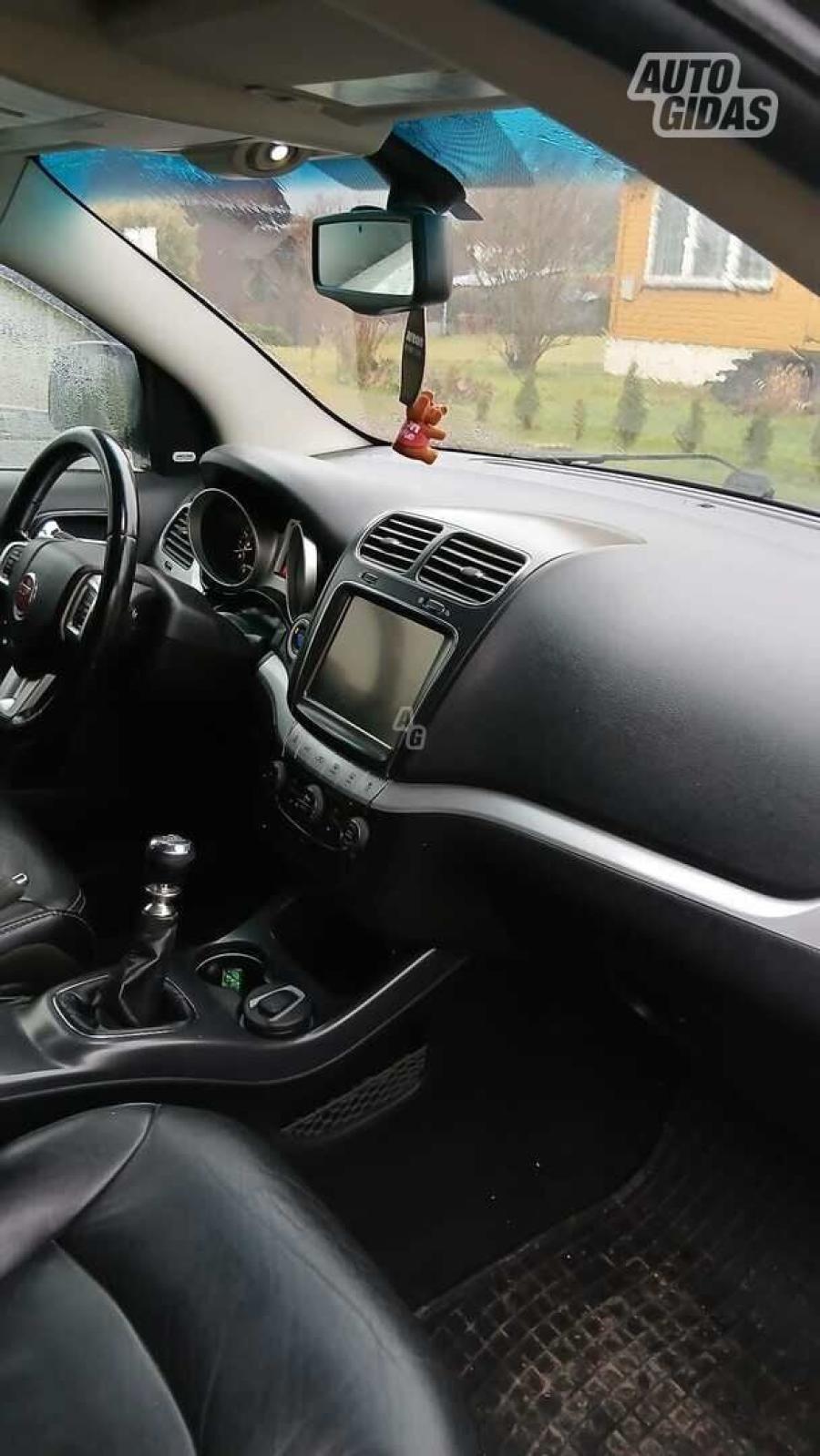 Fiat Freemont 2012 in Utena, with an engine capacity of 2.00 L and mileage of 200 thousand km for 5699 €, photo 21 on AUTOMOTO.COM.LV