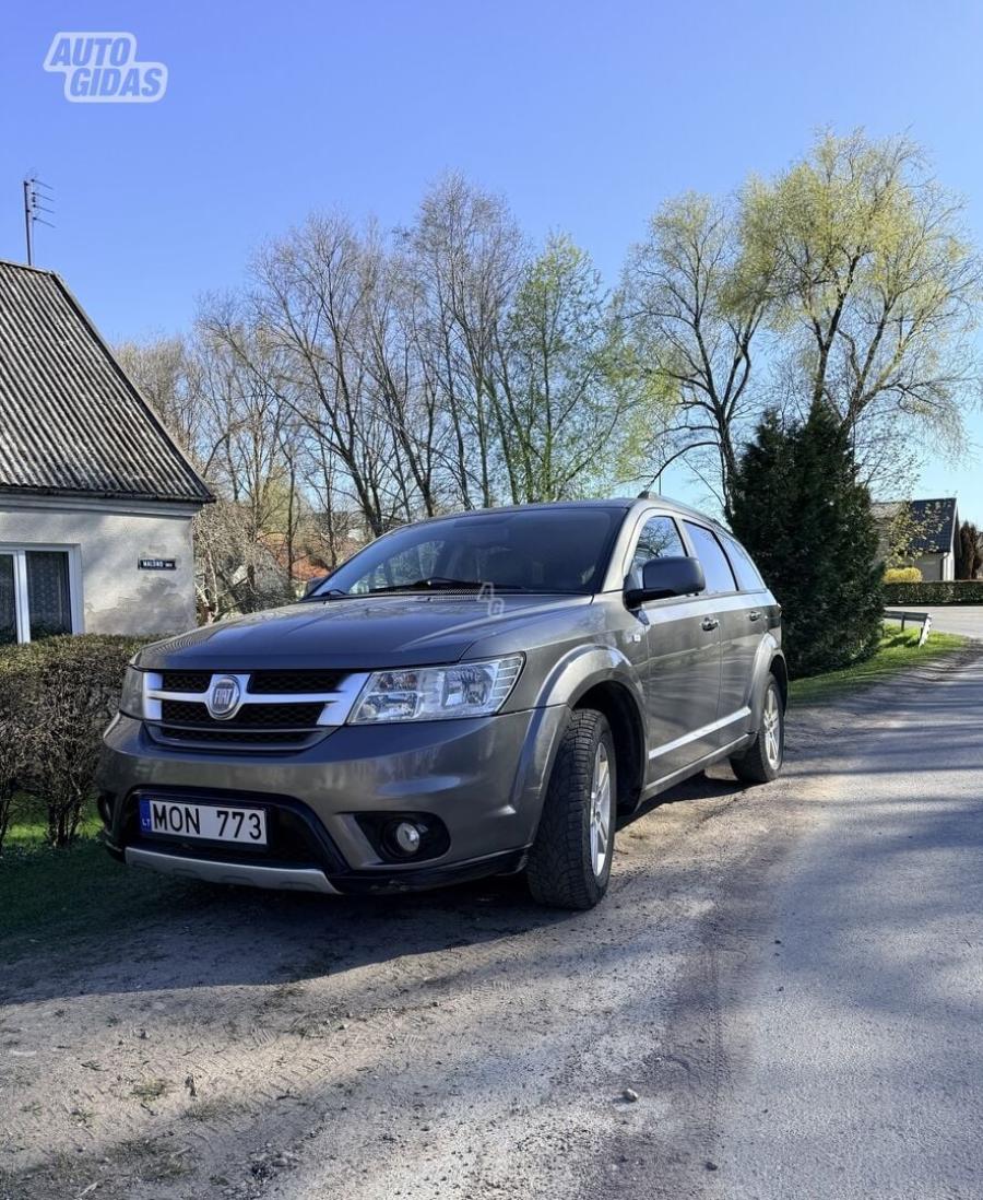 Fiat Freemont 2012 in Kretinga, with an engine capacity of 2.00 L and mileage of 260 thousand km for 5000 €, photo 3 on AUTOMOTO.COM.LV