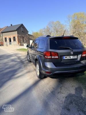 Fiat Freemont 2012 in Kretinga, with an engine capacity of 2.00 L and mileage of 260 thousand km for 5000 €, photo 4 on AUTOMOTO.COM.LV