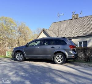 Fiat Freemont 2012 in Kretinga, with an engine capacity of 2.00 L and mileage of 260 thousand km for 5000 €, photo 5 on AUTOMOTO.COM.LV