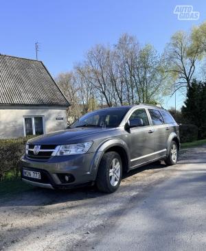 Fiat Freemont 2012 in Kretinga, with an engine capacity of 2.00 L and mileage of 260 thousand km for 5000 €, photo 6 on AUTOMOTO.COM.LV