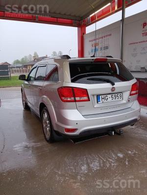 Fiat Freemont 2013 Ventspils, ar dzinēja tilpumu 2.00 L un nobraukumu 194 tūkst. km par 5000 €, foto 5 vietnē AUTOMOTO.COM.LV
