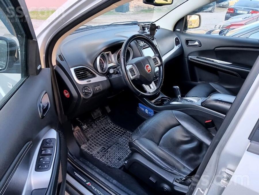 Fiat Freemont 2013 Ventspils, ar dzinēja tilpumu 2.00 L un nobraukumu 194 tūkst. km par 5000 €, foto 6 vietnē AUTOMOTO.COM.LV