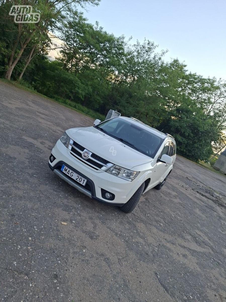 Fiat Freemont 2013 in Moletai, with an engine capacity of 2.00 L and mileage of 269 thousand km for 3500 €, photo 11 on AUTOMOTO.COM.LV